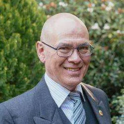 Kerry Gore - Treenet